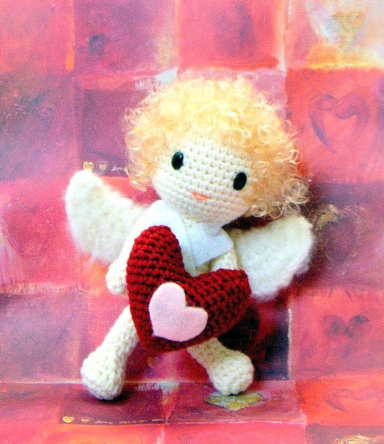 Amigurumi Valentine Cupid Crochet Pattern Roundup! - AmVaBe Crochet