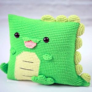 Animal Pillow Home Decor Crochet Pattern Roundup! - AmVaBe Crochet