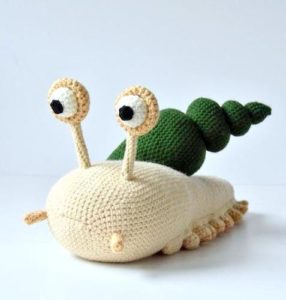 Amigurumi Snail & Slug Crochet Pattern Roundup! - AmVaBe Crochet