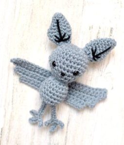 Free Halloween Bat Crochet Pattern Roundup! - AmVaBe Crochet