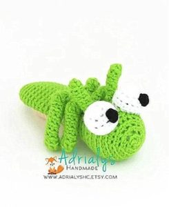 Amigurumi Grasshopper Crochet Pattern Roundup! - AmVaBe Crochet